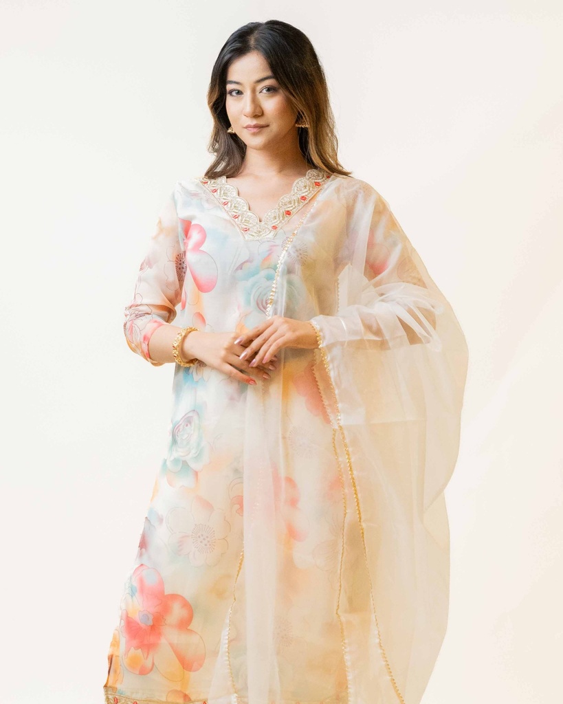 Rang Organza Kurta Set With Transparent Dupatta- White (s) | Jeevee